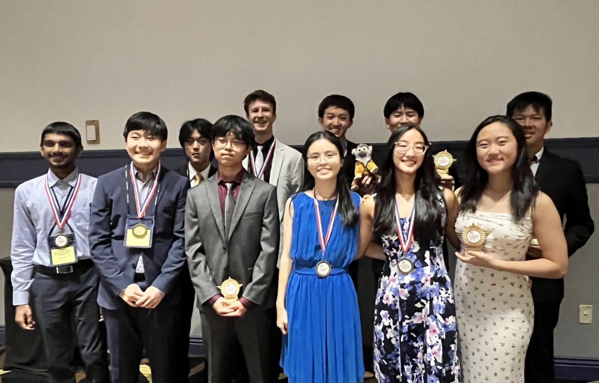 Wins add up to National Championship for Buchholz High School math team - 352today