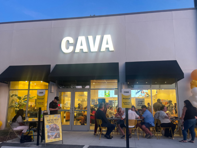 CAVA debuts in Ocala with a flavorful welcome - 352today