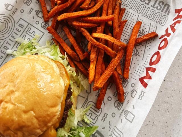 MOOYAH Burgers, Fries & Shakes to celebrate grand opening in Downtown ...