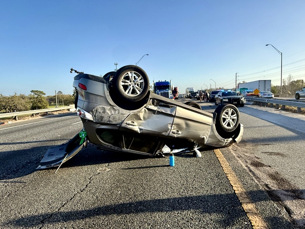 Multi-vehicle crash on I-75 in Ocala blocks traffic and sends six to ...