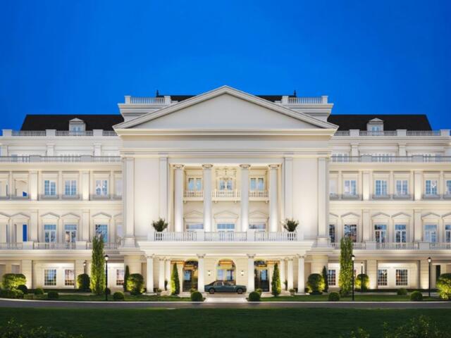 World Equestrian Center offers hurricane stalls for equine evacuees ...