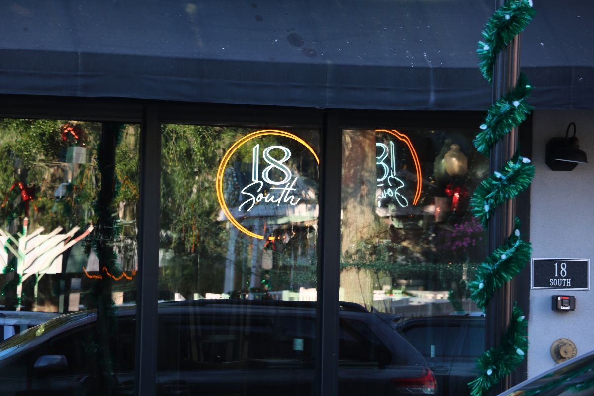 Dining Out in the 352: Restaurant Options on Ocala Downtown Square ...