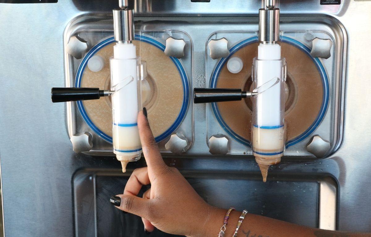 7 Brew Drive-Thru Coffee Fuels the Community Ahead of Grand Opening ...