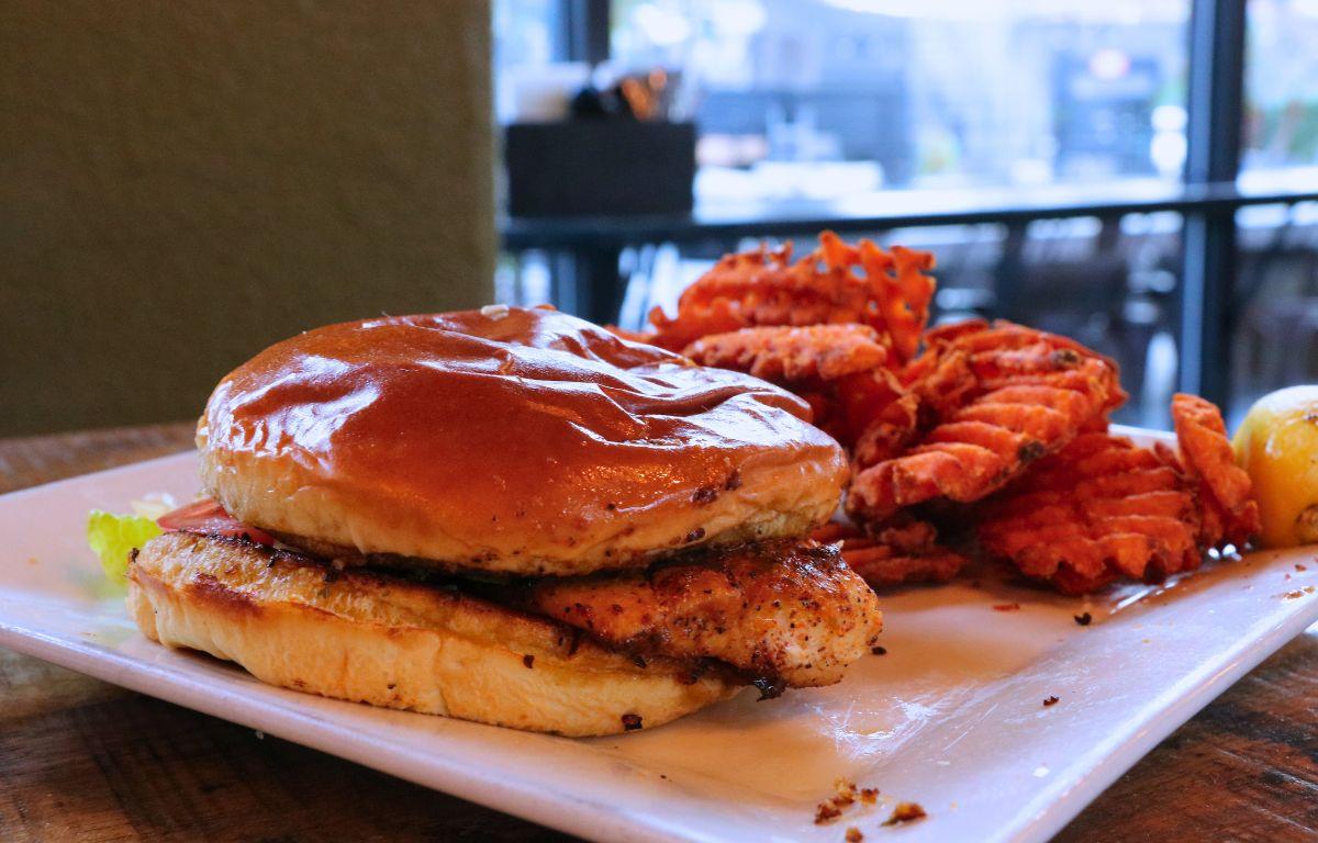 352Eats: Bank Street Patio Bar & Grill Brings Vibrant Dining and Social ...